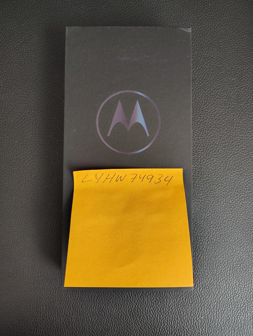 Motorola Razr Plus (2024) - Unlocked, Navy Blue, 256GB, 12GB ...