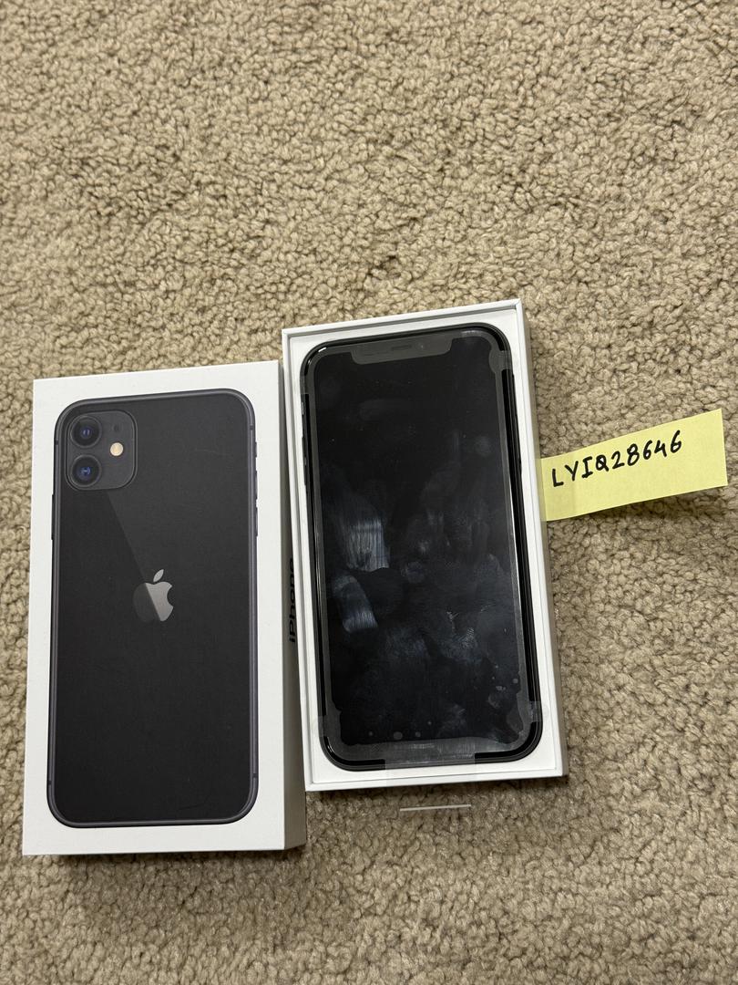 Apple iPhone 11 - Boost, Black, 64GB, A2111 - LYIQ28646 - Swappa