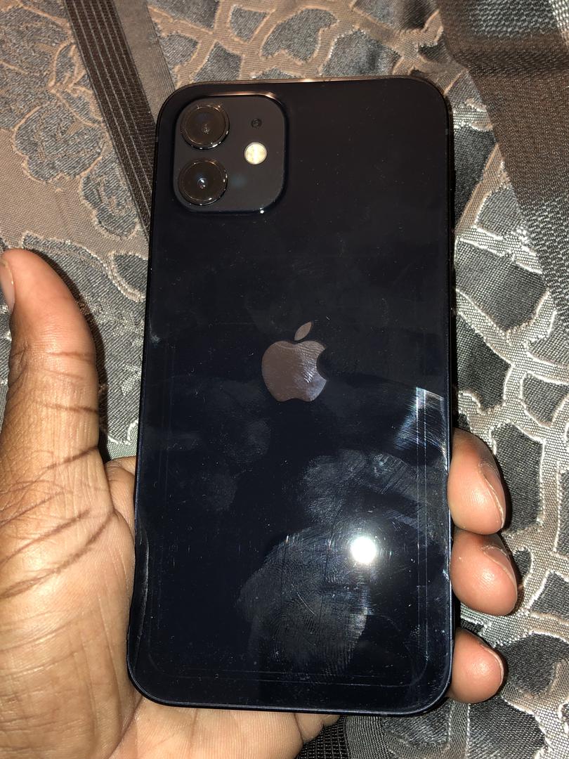 Apple iPhone 12 - T-Mobile, Black, 64GB, A2172 - LYIR54843 - Swappa