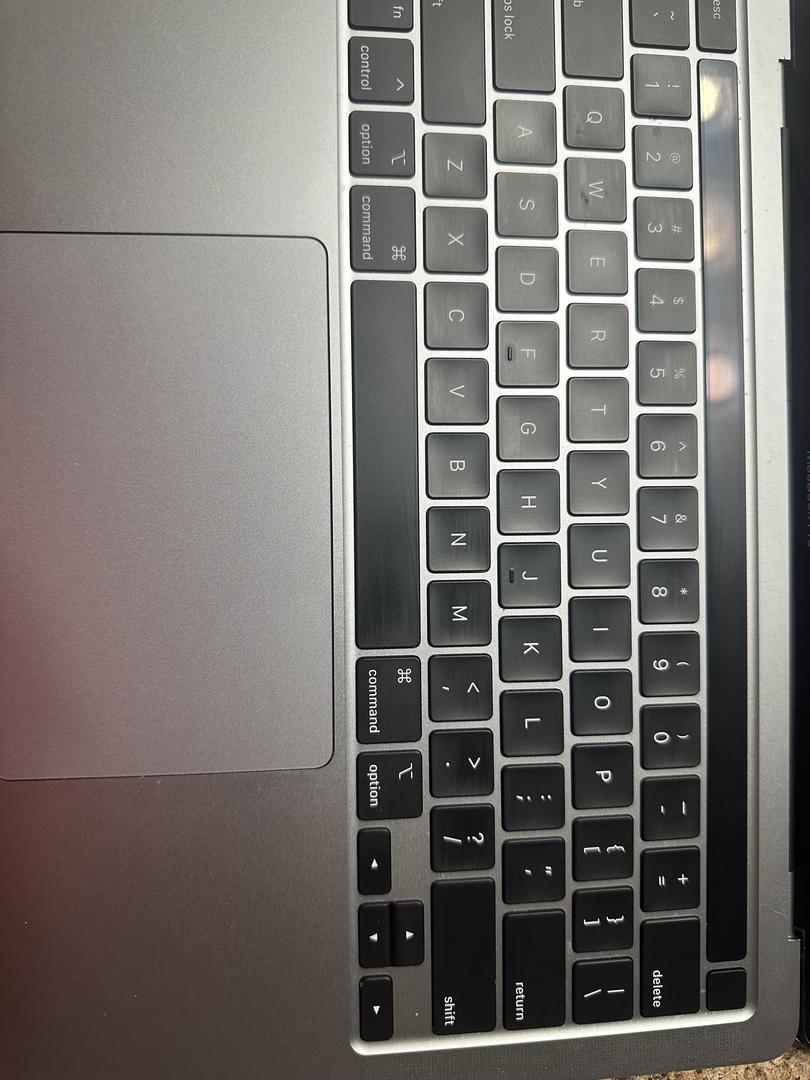 MacBook Pro 2020 - 13" - Apple M1, Gray, 512GB, 8GB - LYIT78404 - Swappa