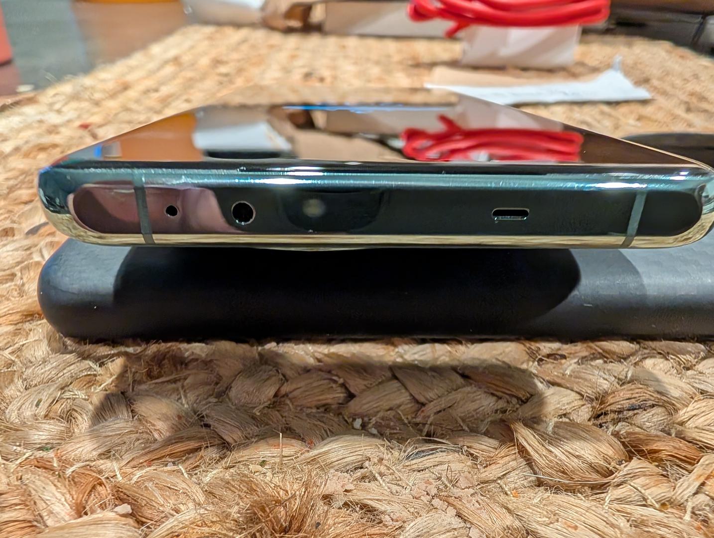 OnePlus 12 - Unlocked, Green, 512GB, 16GB, CPH2583 - LYJF46256 - Swappa