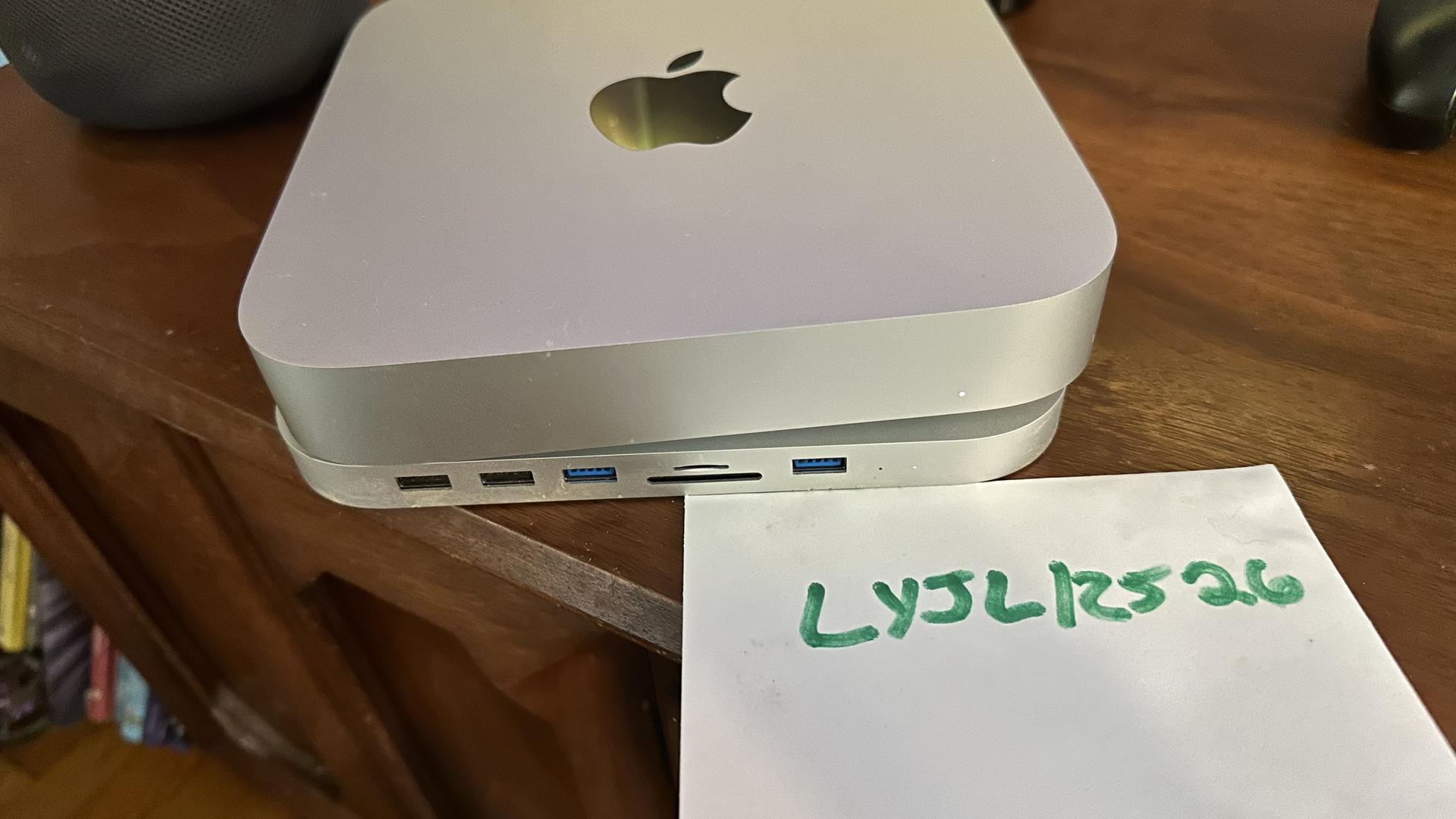 Mac mini 2020 - Apple M1, Silver, 512GB, 16GB - LYJL12526 - Swappa