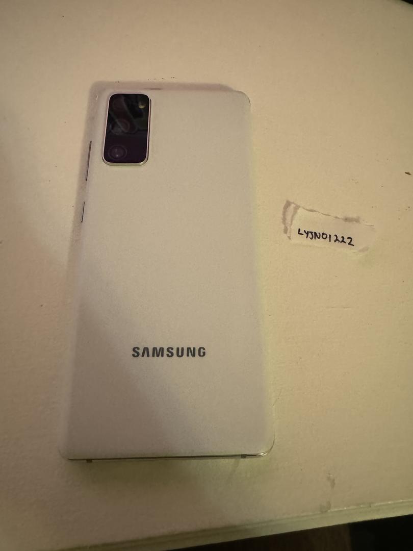 Samsung Galaxy S20 FE 5G - Verizon, Cloud White, 128GB, 6GB, SM-G781V - LYJN01222 - Swappa