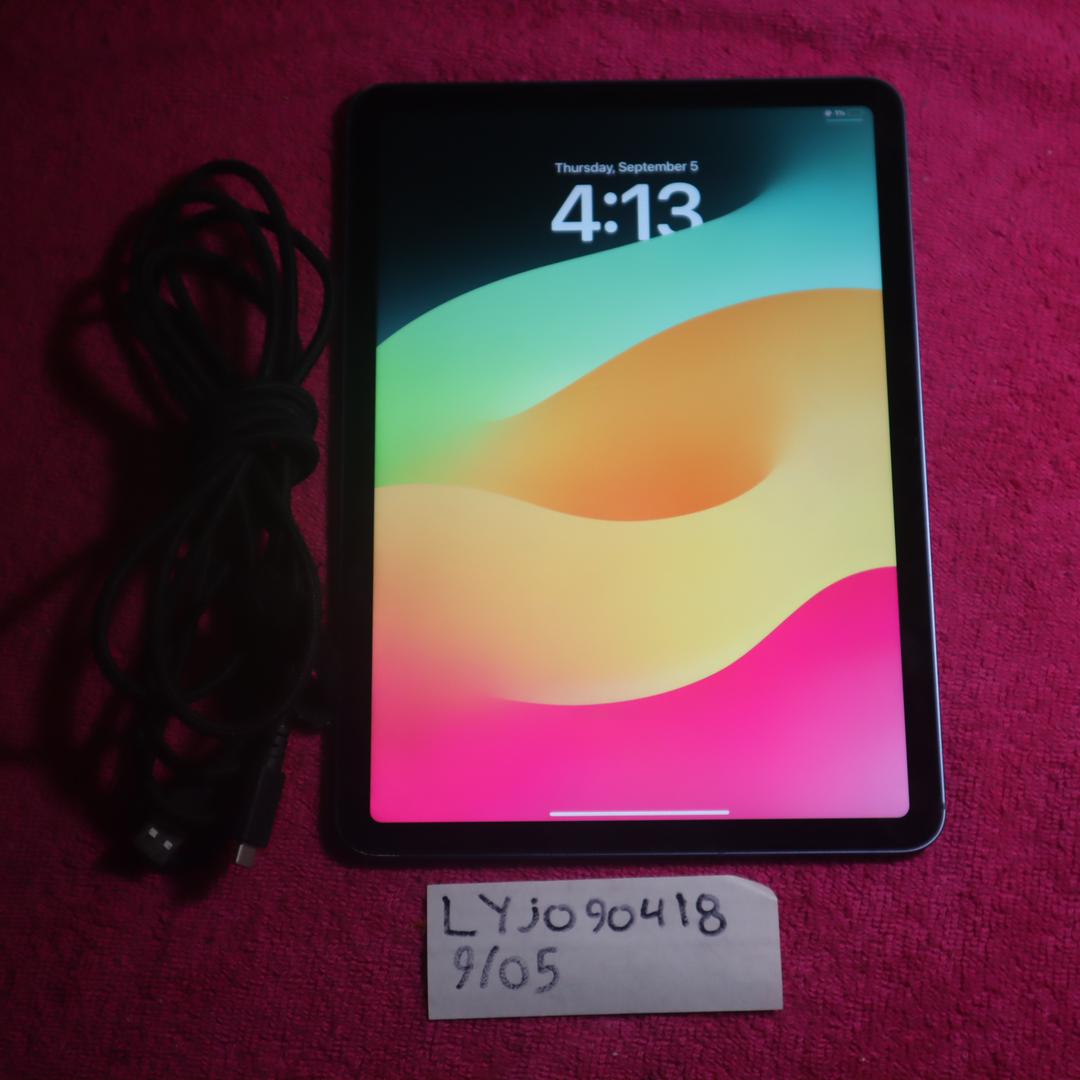 Apple iPad Air 5th Gen - Unlocked, 64GB, Blue, A2589 - LYJO90418 - Swappa