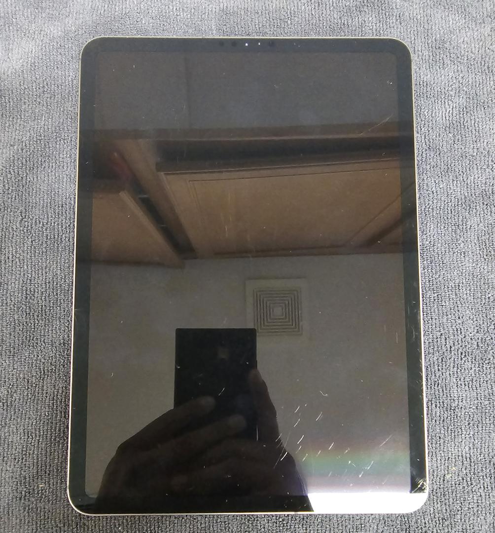 Apple iPad Pro 11" 2018 - Unlocked, Gray, 256GB, A2013 - LYJX74600 - Swappa