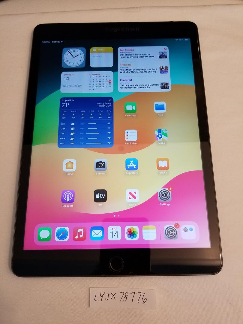 Apple iPad 8th Gen - Unlocked, Gray, 32GB, A2428 - LYJX78776 - Swappa