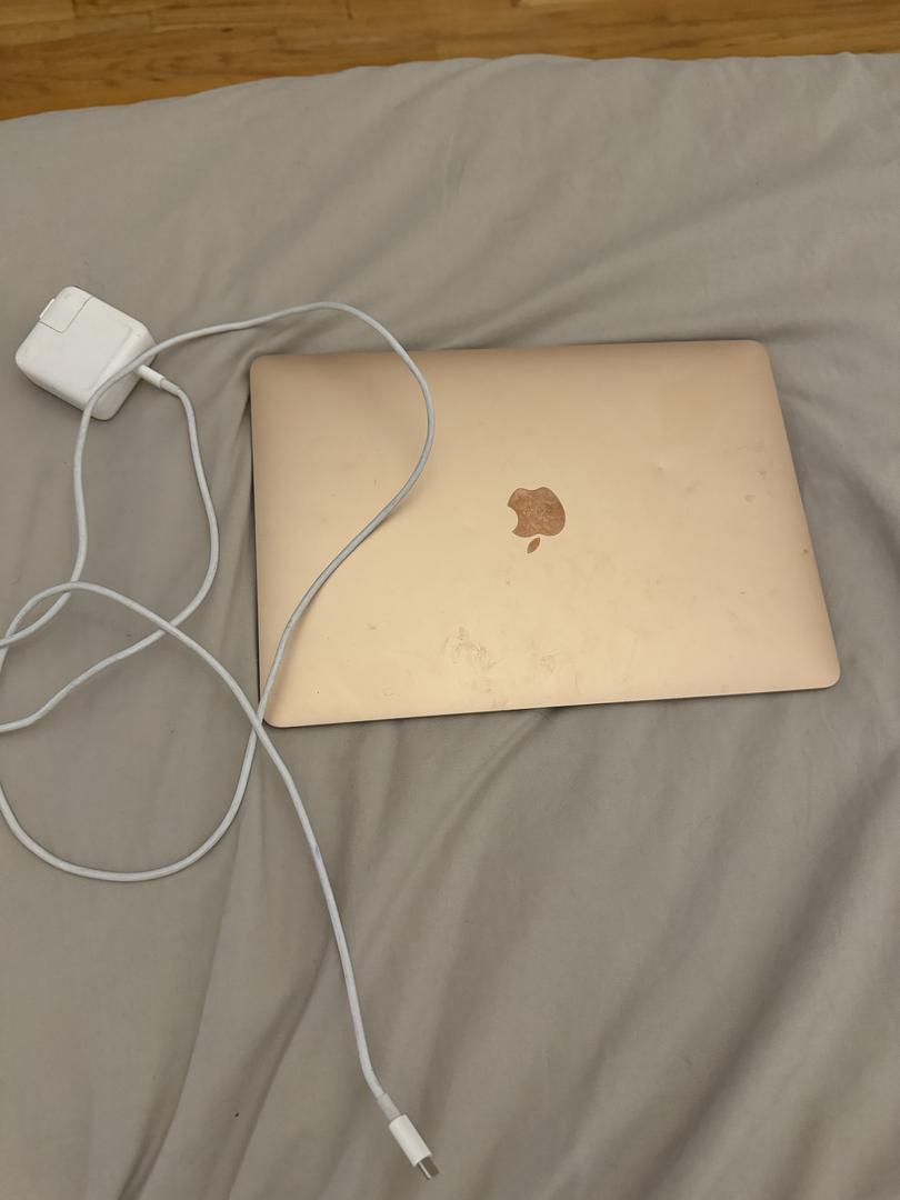 MacBook Air 2020 - 13" - Apple M1, Gold, 256GB, 16GB - LYKH32754 - Swappa