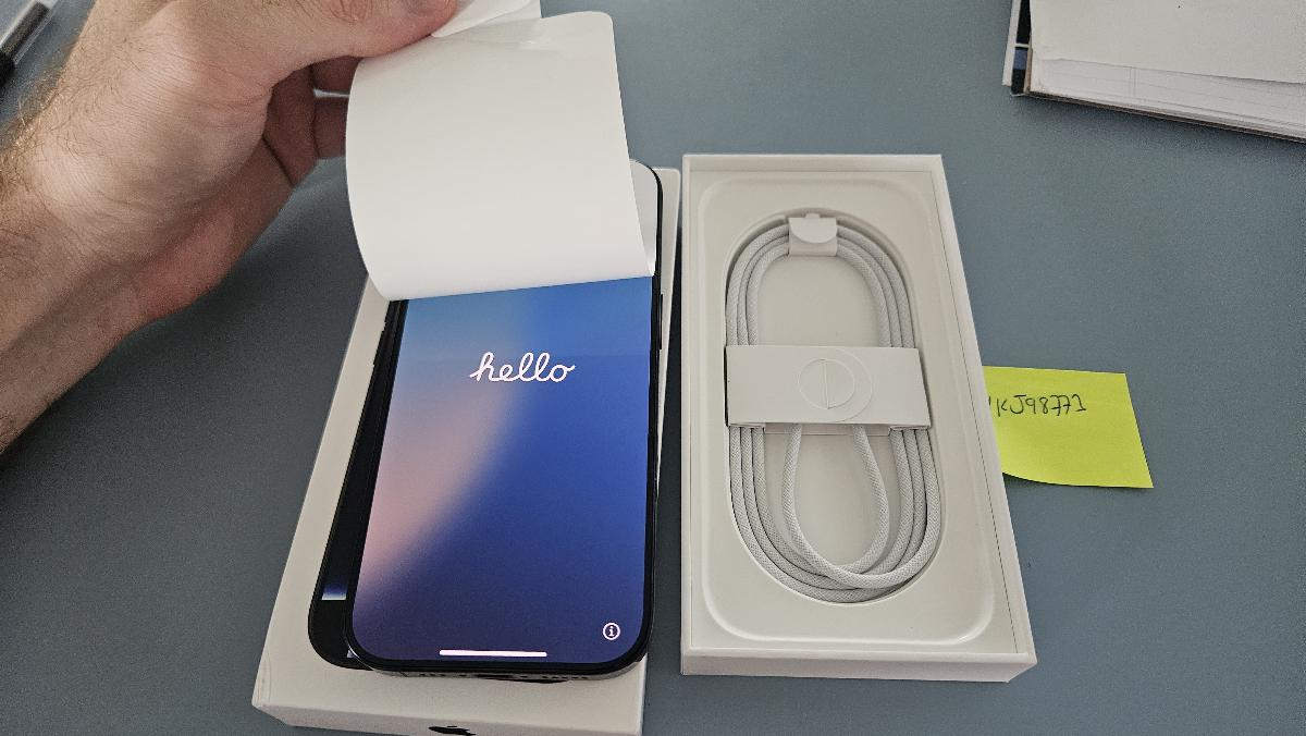 Apple iPhone 16 Pro - T-Mobile, Black, 256GB, A3083 - LYKJ98773 - Swappa