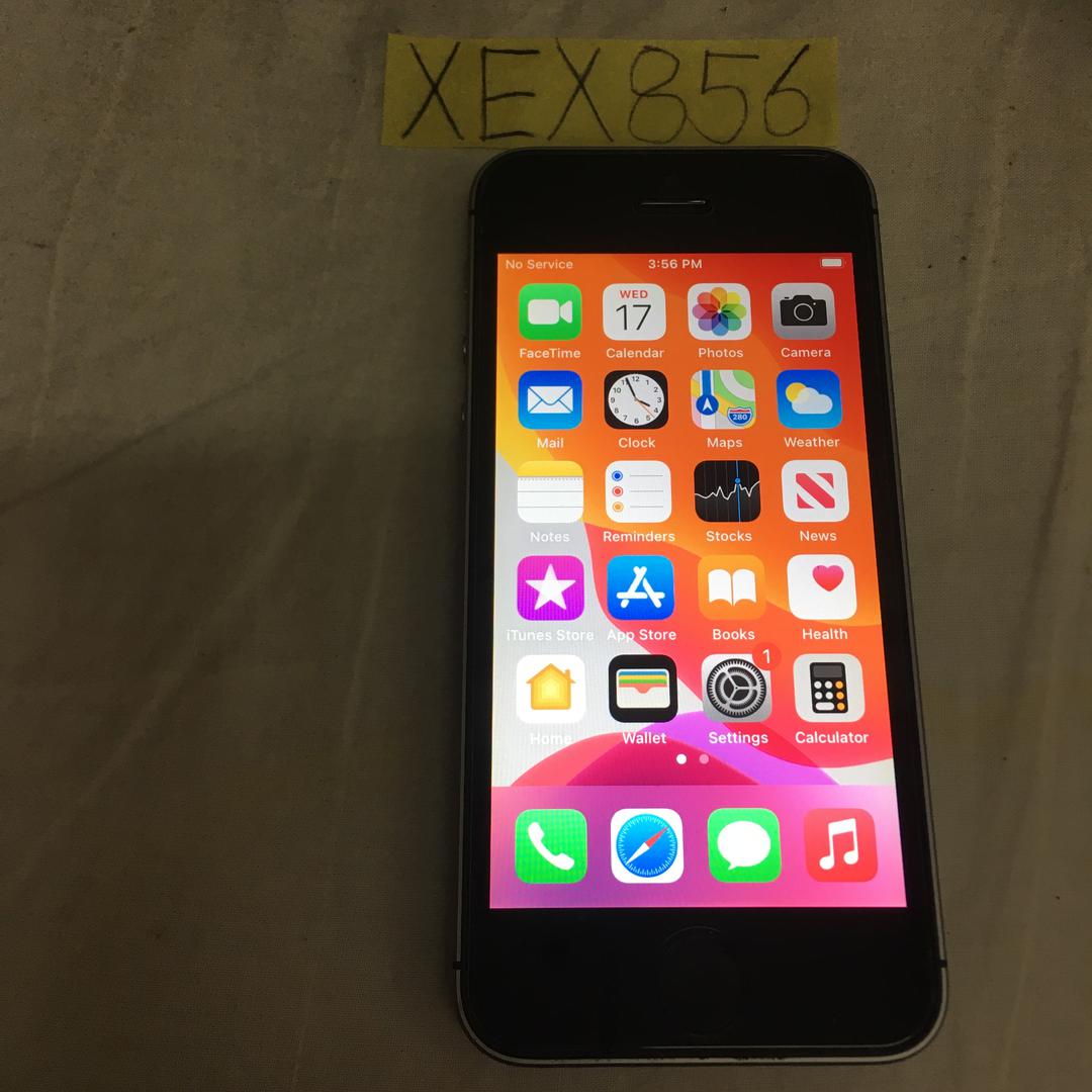 Apple iPhone SE 1st Gen 2016 - Unlocked, Grey, 16GB, A1662 - LYKP07580 ...