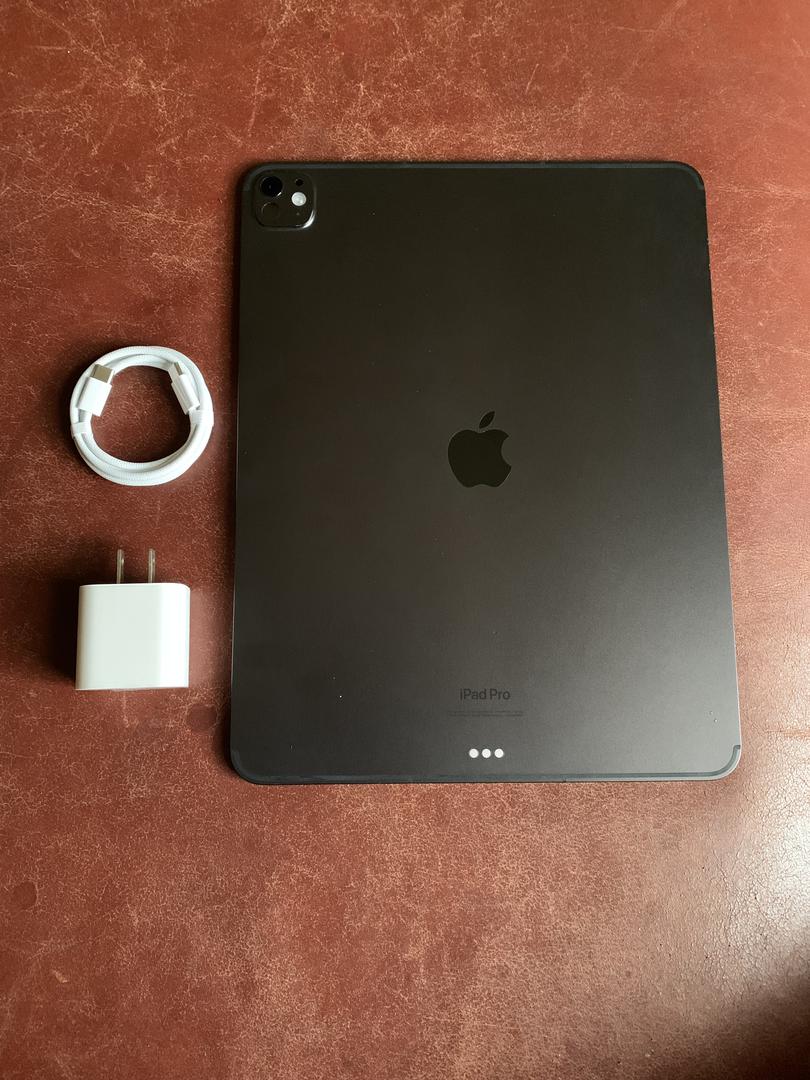 Apple iPad Pro 13" (M4) 2024 - Unlocked, Black, 256GB, 8GB, A2926 ...