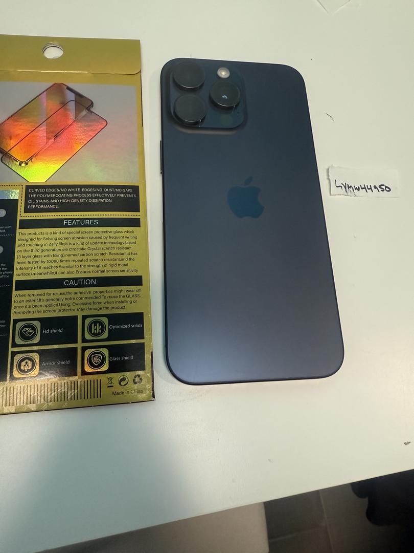 Apple iPhone 15 Pro Max - Spectrum, Blue, 256GB, A2849 - LYMW44950 - Swappa