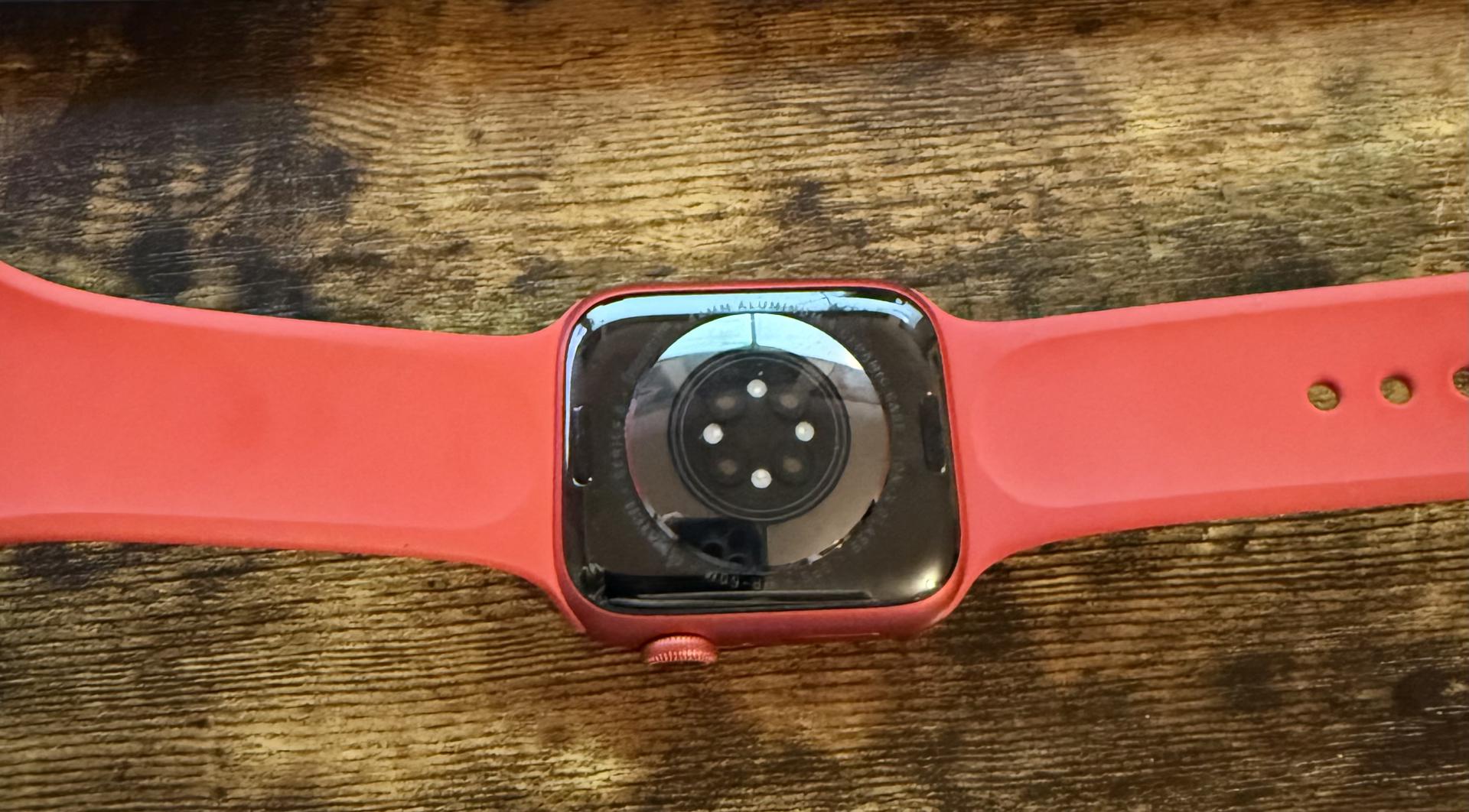 Apple Watch Series 6 44mm - Red, A2292 - GPS, Aluminum - LYNN55177 - Swappa