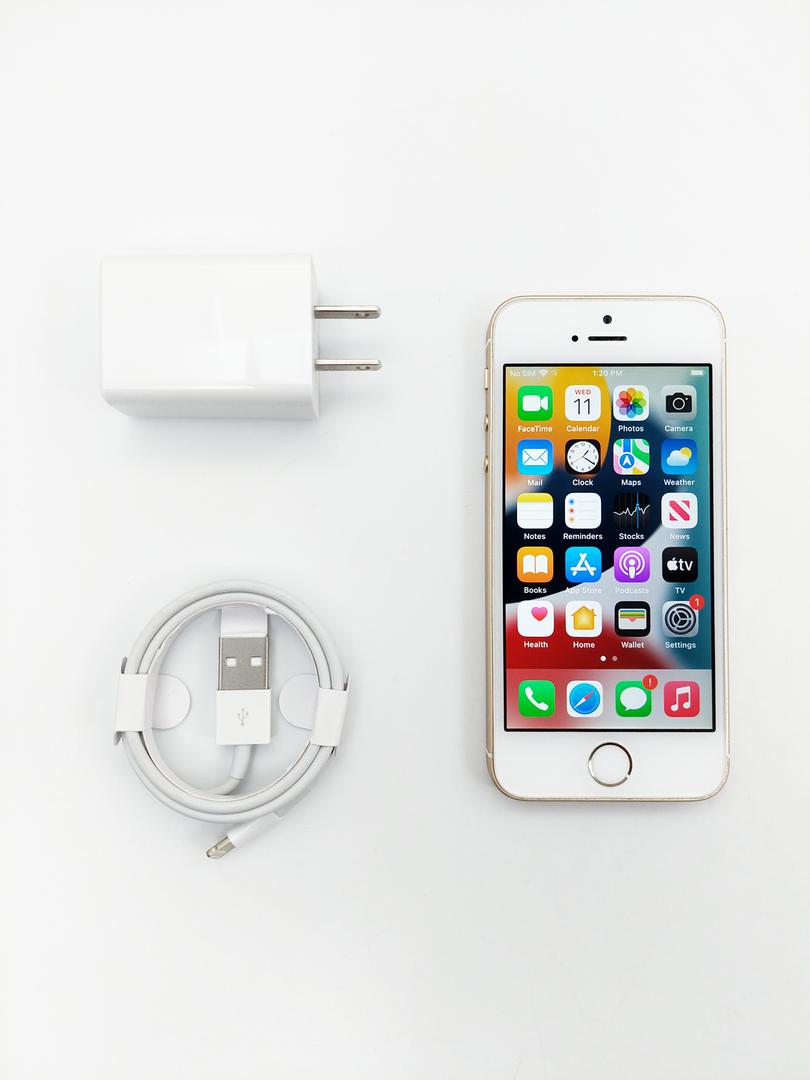 Apple iPhone SE 1st Gen 2016 - Unlocked, Gold, 64GB, A1662 - LZAA79063 ...