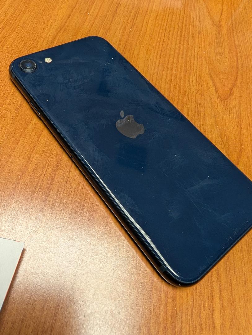 Apple iPhone SE 3rd Gen 2022 - Unlocked, Midnight, 64GB, A2595 - LZCJ24079 - Swappa
