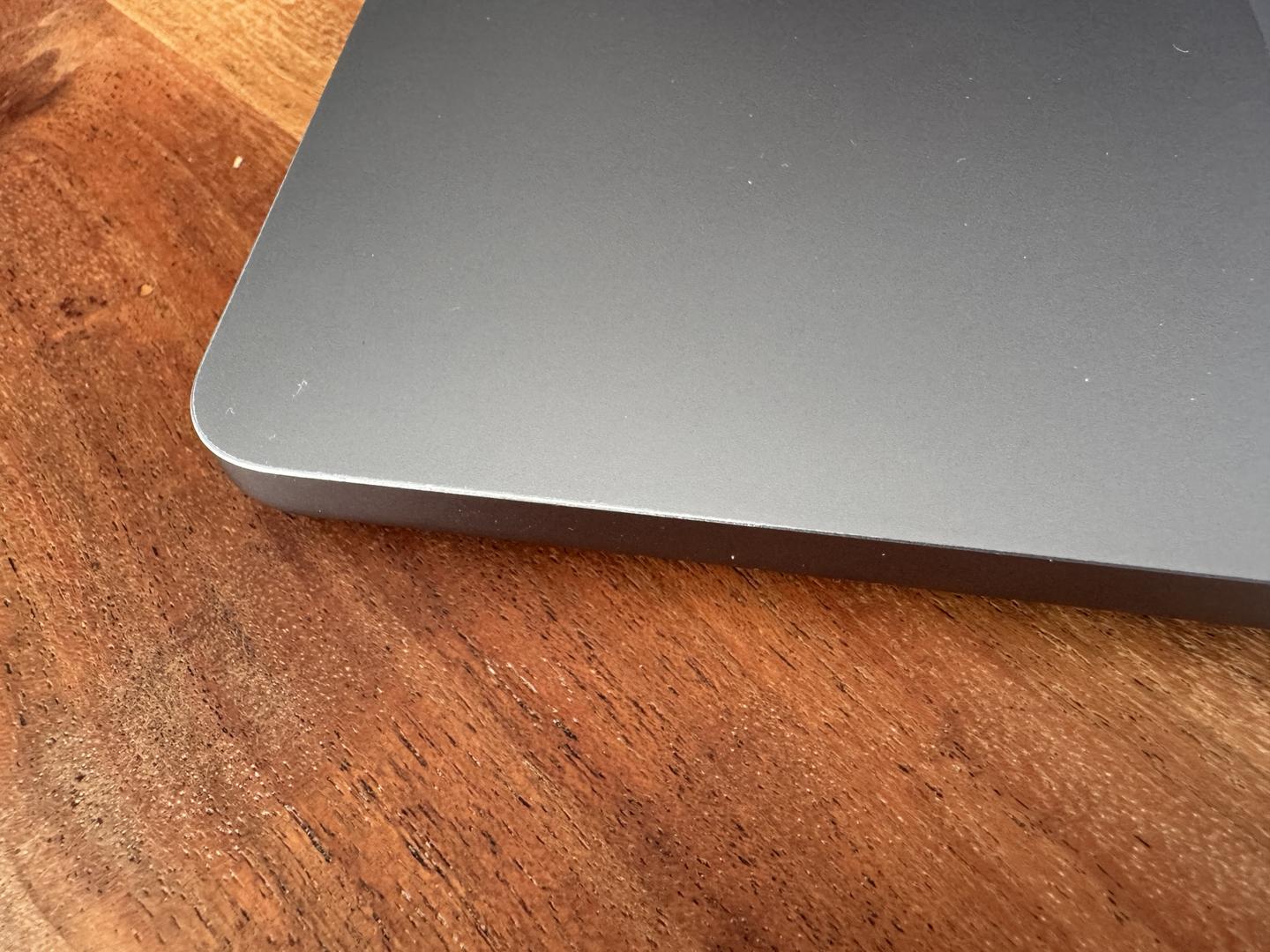 MacBook Pro 2021 - 16" - Apple M1 Pro 10-core, Gray, 512GB, 16GB ...