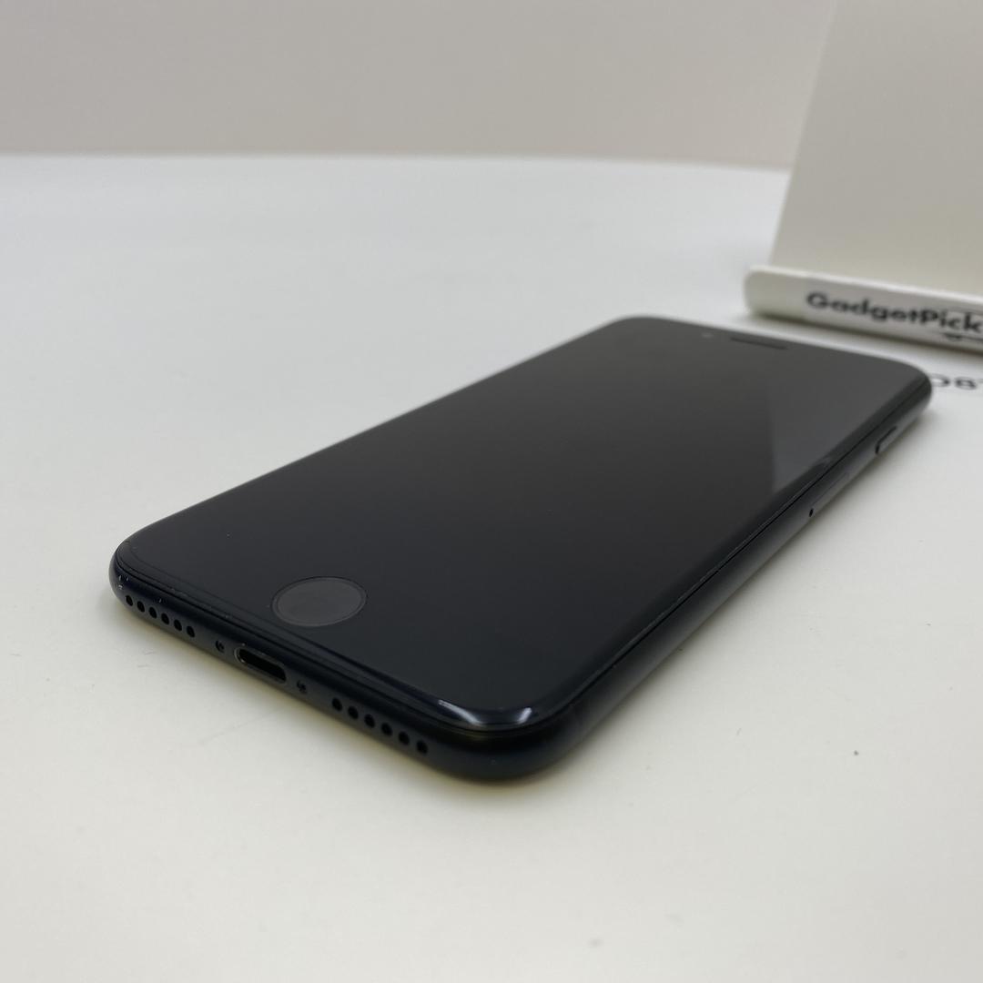 Apple iPhone SE 2nd Gen 2020 - Unlocked, Black, 64GB, A2275 - LZGA35587 - Swappa