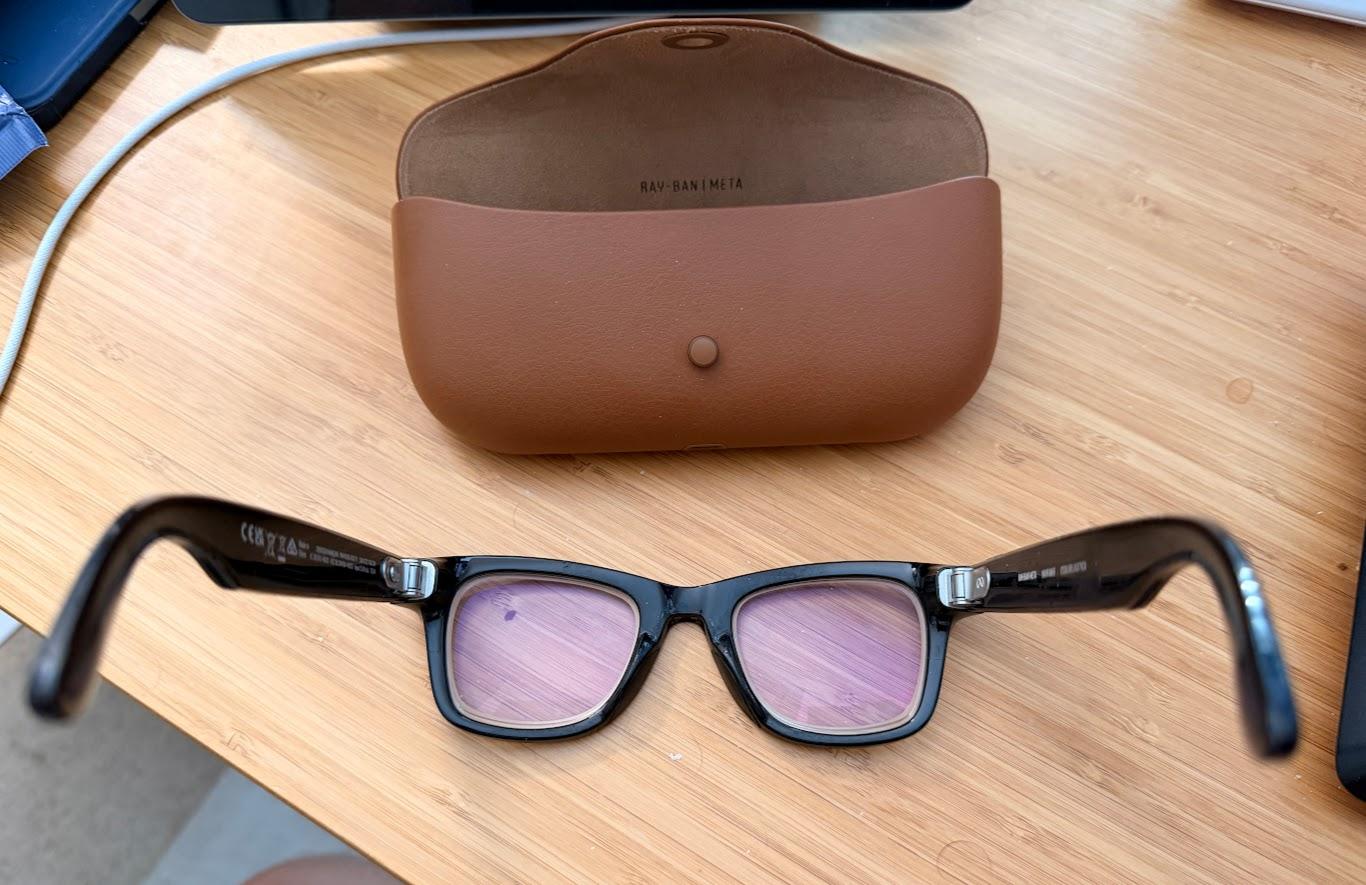 Meta Ray-Bans - Black - LZKE33156 - Swappa