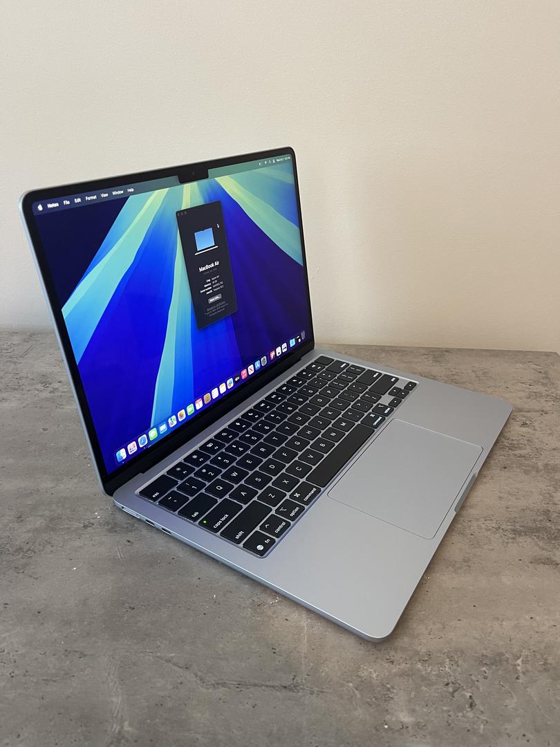 MacBook Air 2025 (M4) - 13" - 256GB, Sky Blue, 16GB, Apple M4 ...