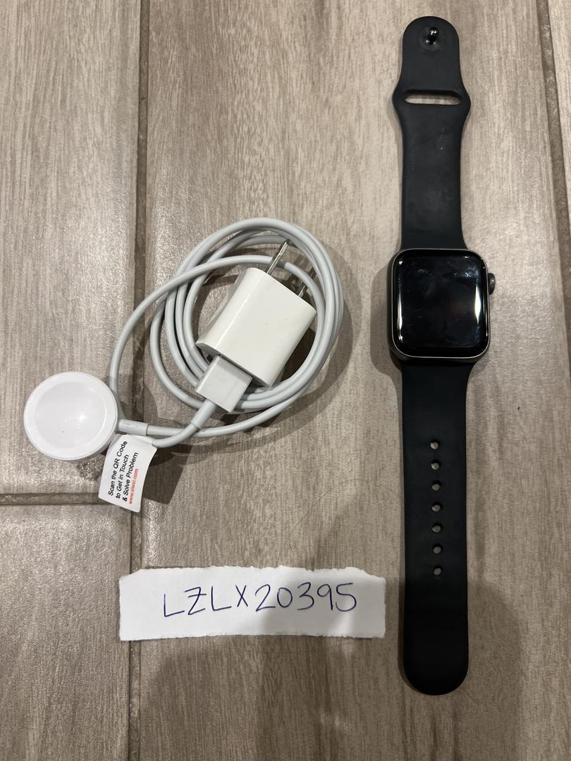 Apple Watch Series 4 40mm - Gray, A1977 - GPS, Aluminum - LZLX20395 ...