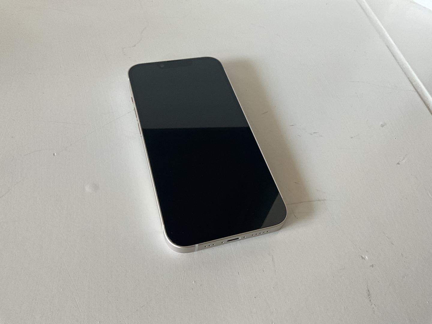 Apple iPhone 14 - Unlocked, Starlight, 256GB, A2649 - LZMM47280 - Swappa