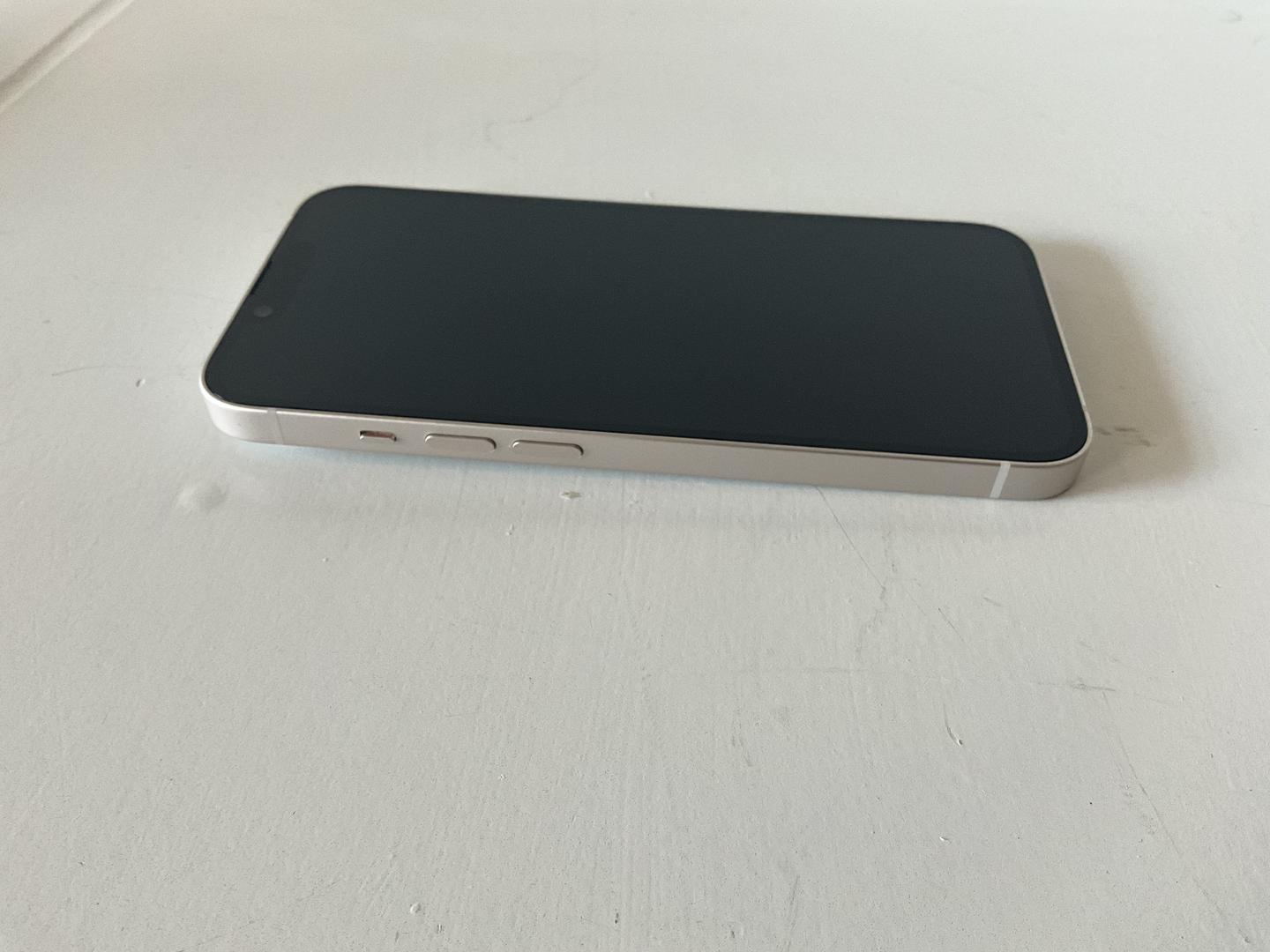 Apple iPhone 14 - Unlocked, Starlight, 256GB, A2649 - LZMM47280 - Swappa