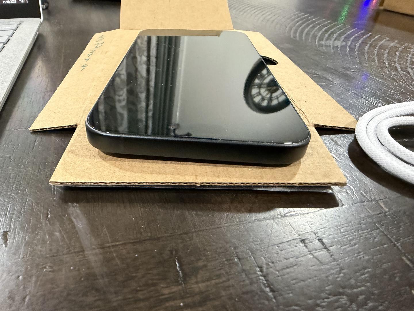 Apple iPhone 16 Plus - Unlocked, Black, 128GB, A3082 - LZMV24961 - Swappa