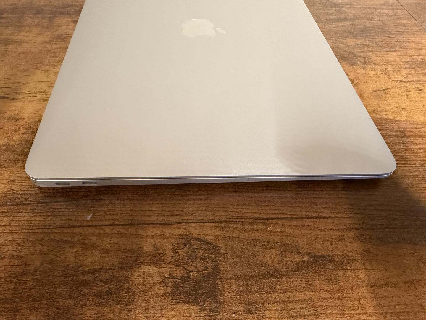 MacBook Air 2020 - 13" - Apple M1, Gray, 128GB, 8GB - LZNG07888 - Swappa