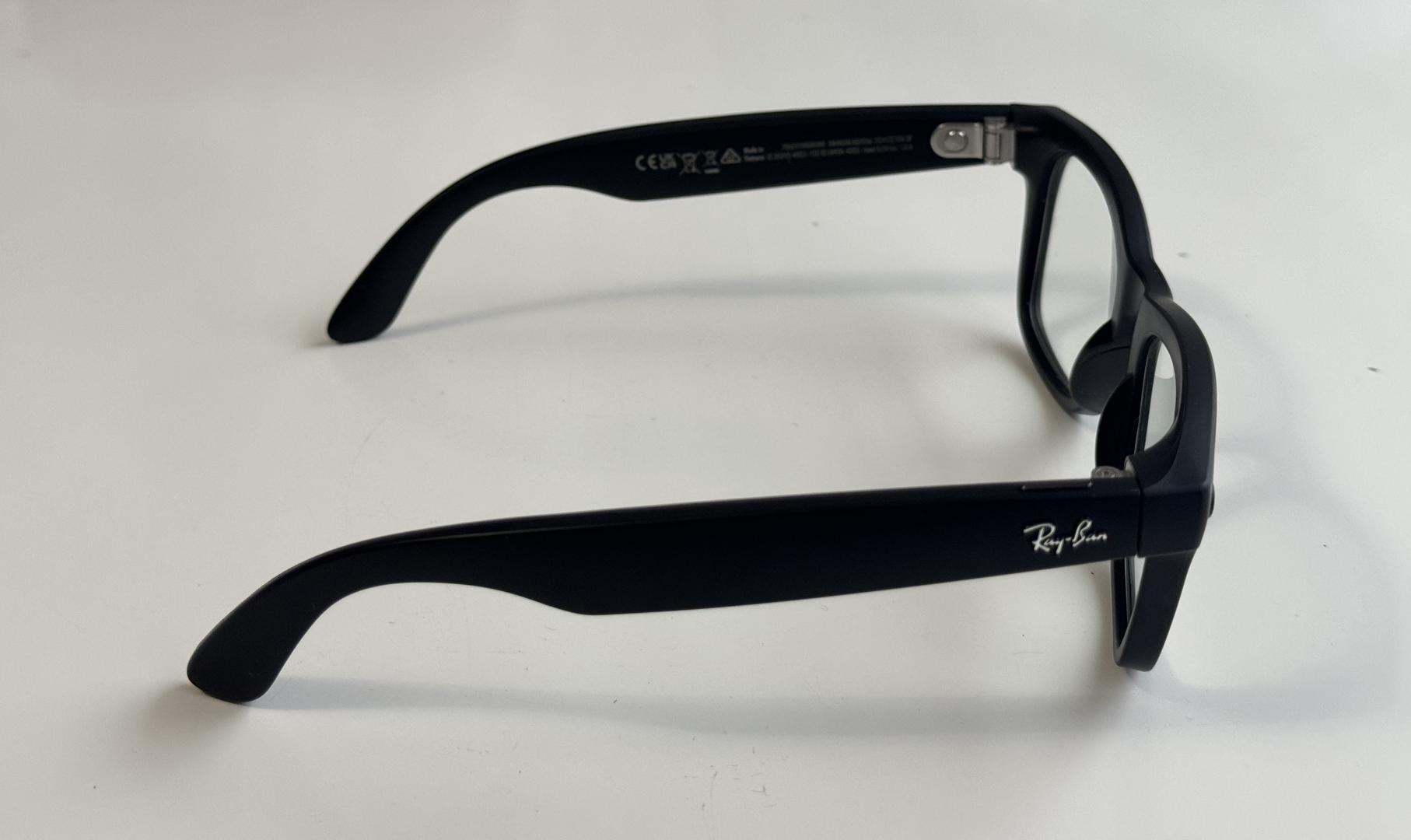 Meta Ray-Bans - Black - LZNY15128 - Swappa