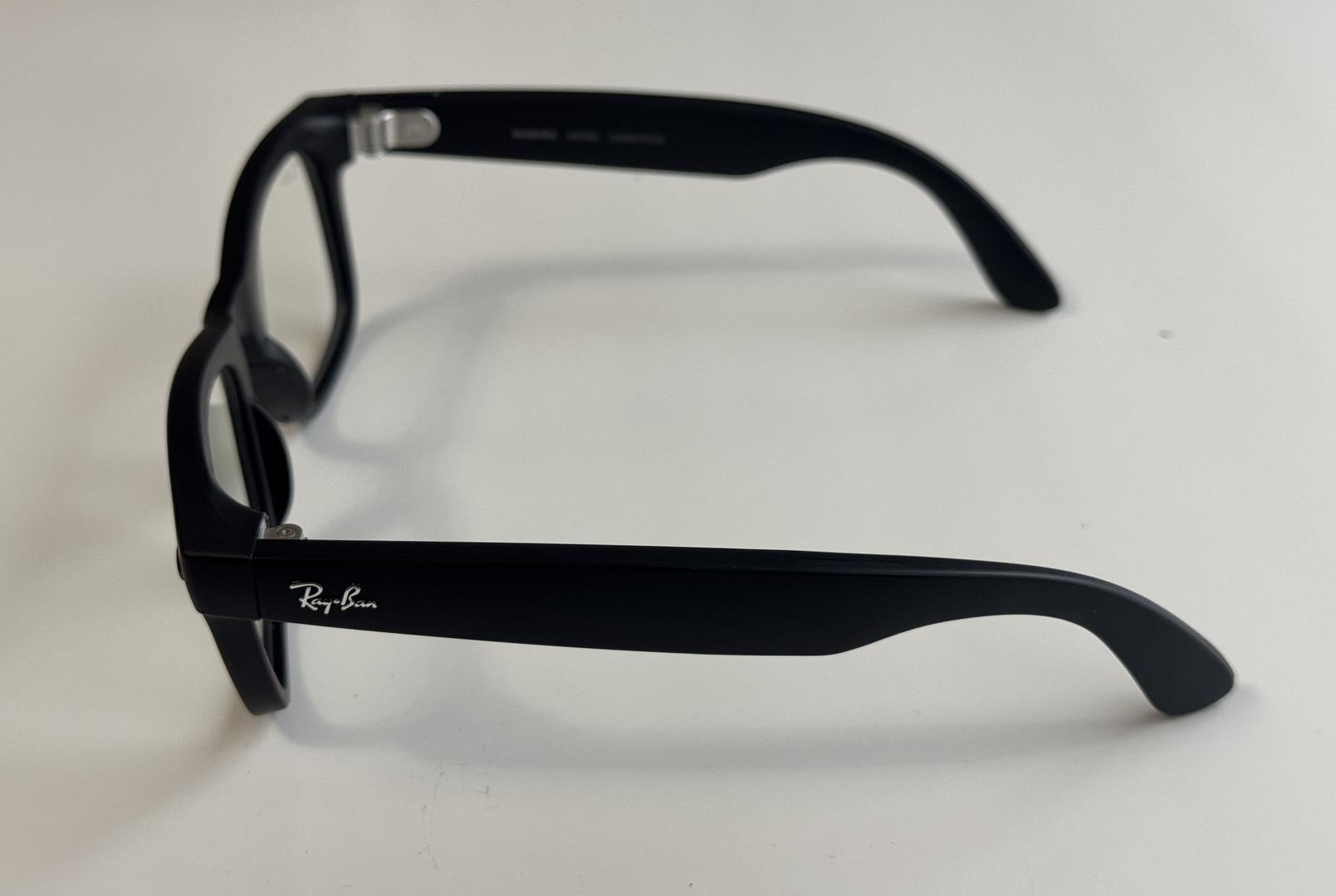 Meta Ray-Bans - Black - LZNY72781 - Swappa