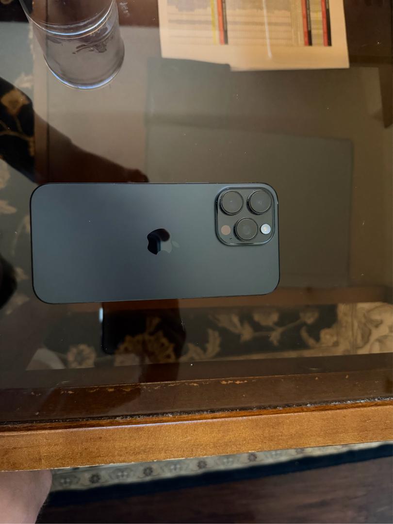 Apple iPhone 16 Pro Max - Verizon, Black, 256GB, A3084 - LZNZ35966 - Swappa